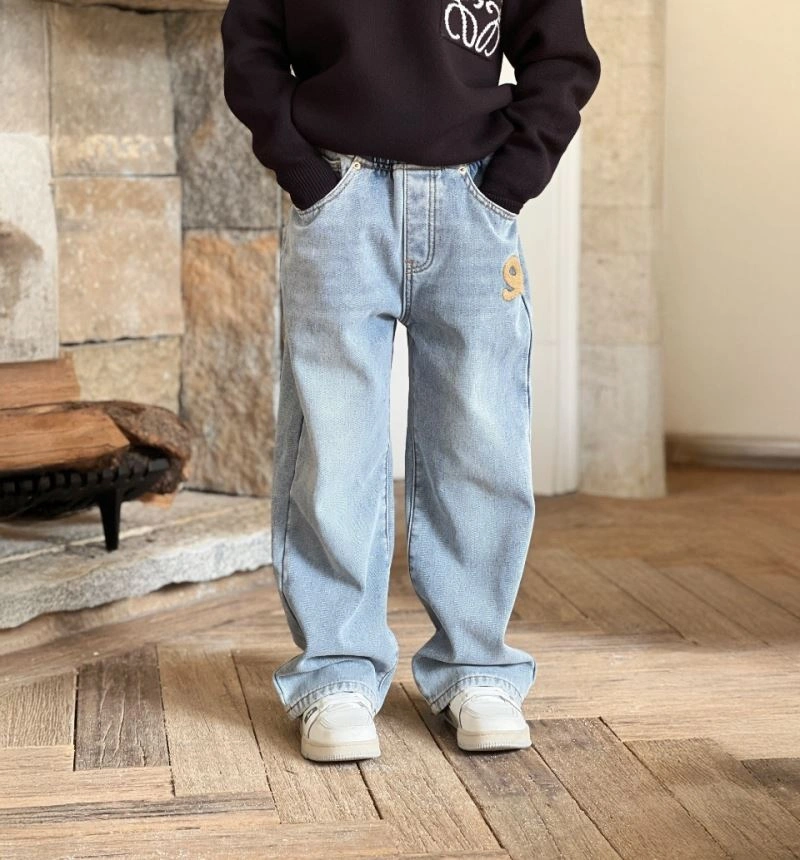 Low-cost Loewe Kids