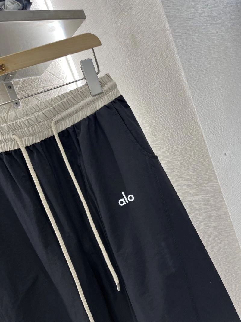 Indistinguishable Loewe Long Pants
