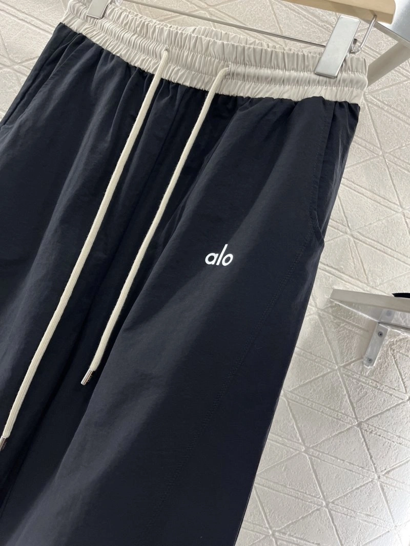 Indistinguishable Loewe Long Pants