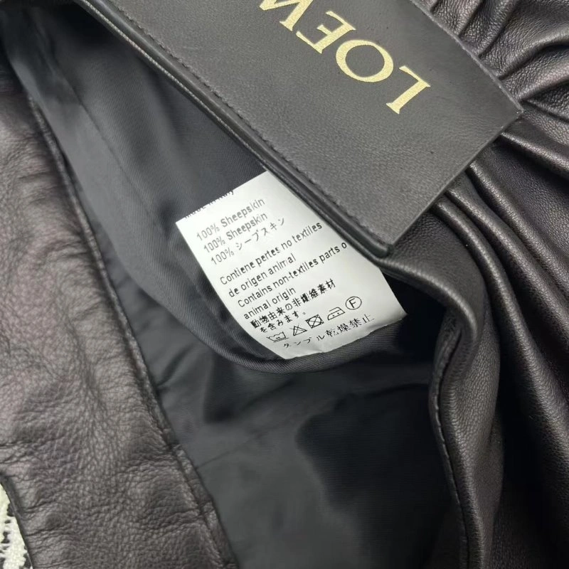Low-cost Loewe Long Pants
