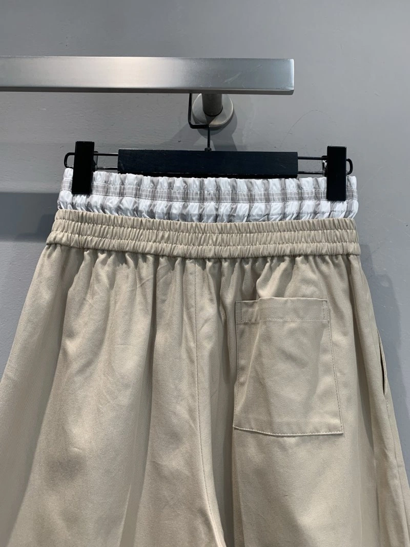 Low-cost Loewe Long Pants