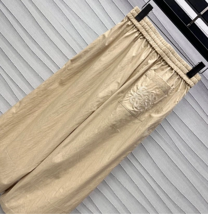 Top match Loewe Long Pants