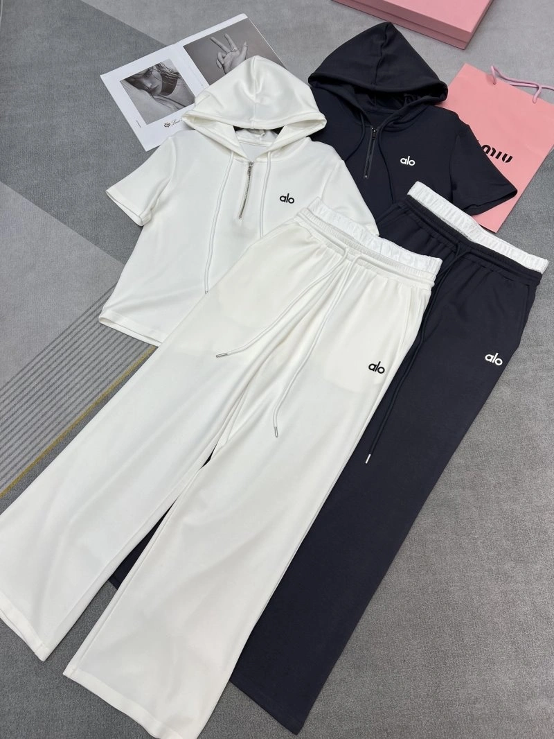 Loewe Long Suits