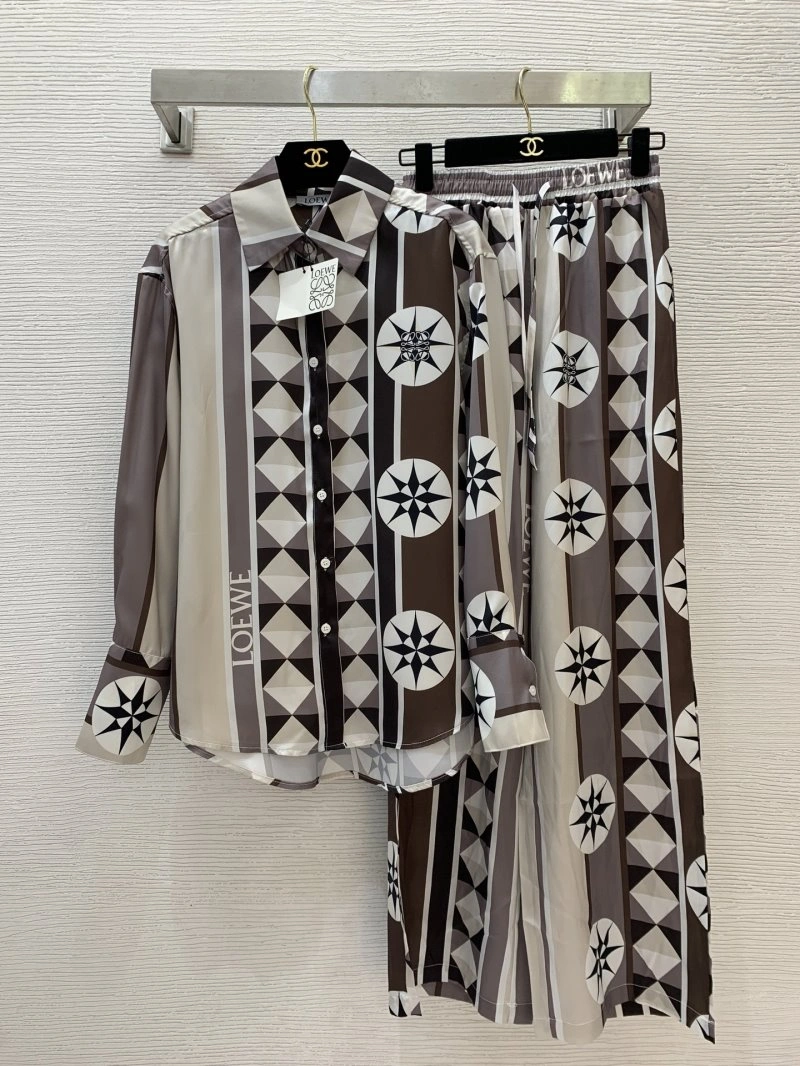 Loewe Long Suits