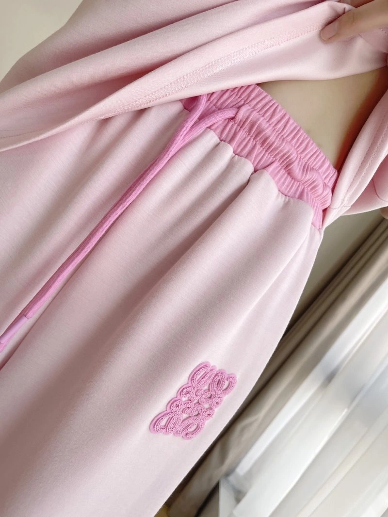Exact replica Loewe Long Suits