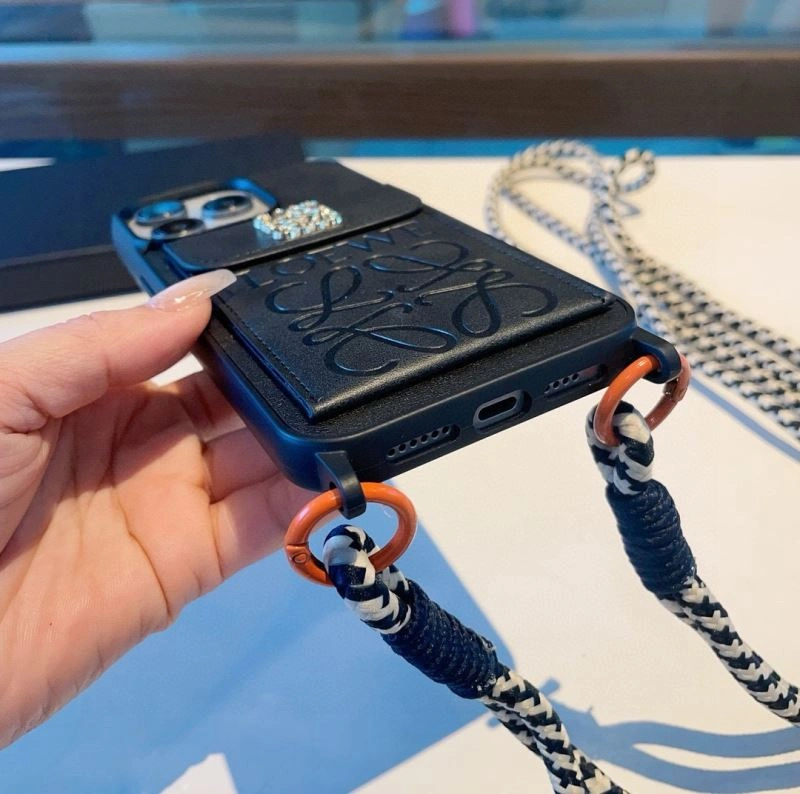 Cut-rate Loewe Mobile Cases