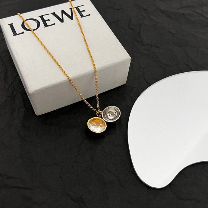 Precise copy Loewe Necklaces