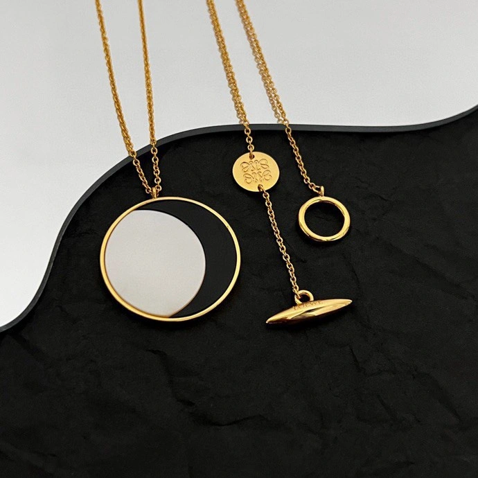 OEM Loewe Necklaces