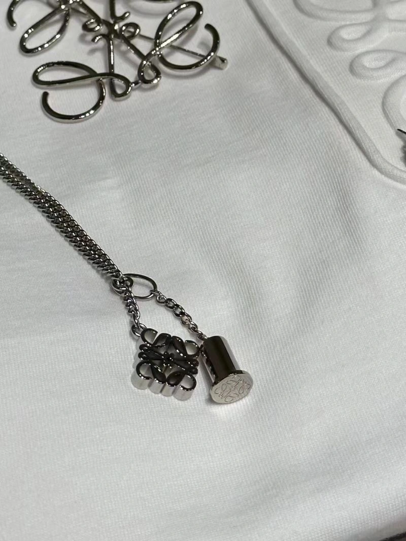 Precise copy Loewe Necklaces