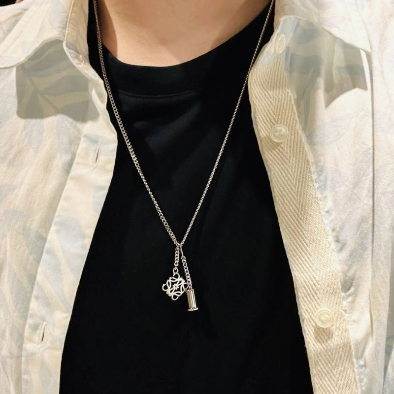 Cut-rate Loewe Necklaces