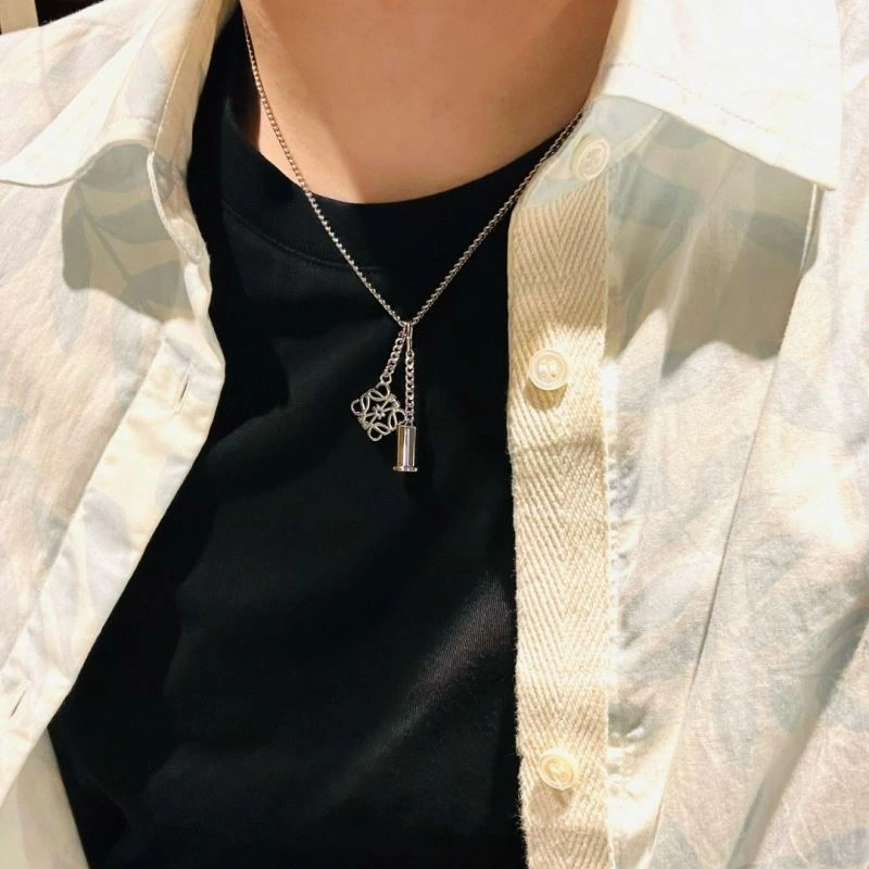 Cut-rate Loewe Necklaces