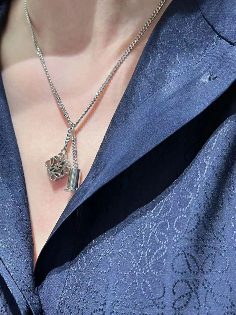 Cut-rate Loewe Necklaces