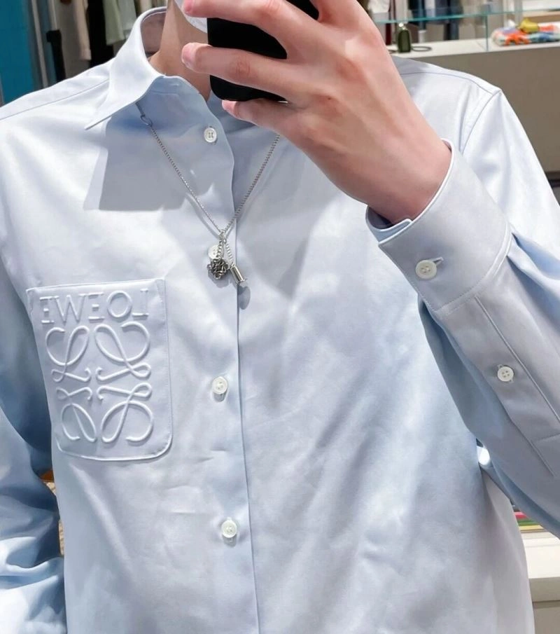 Cut-rate Loewe Necklaces