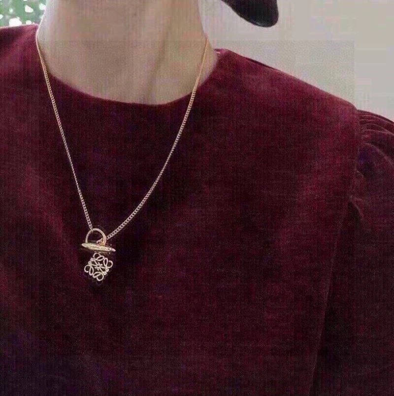 Inexpensive Loewe Necklaces