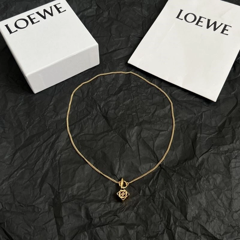 1:1 copy Loewe Necklaces