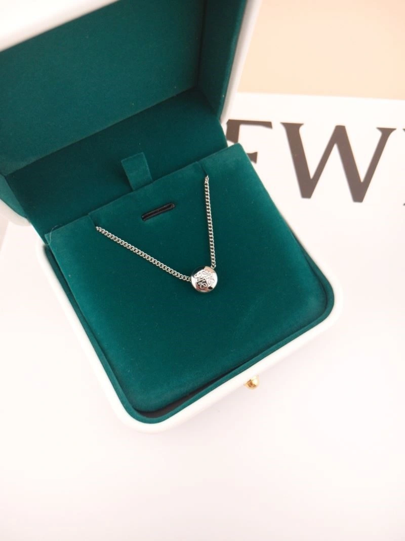 Brand-original Loewe Necklaces