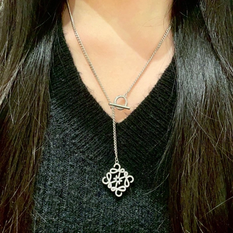 Exact replica Loewe Necklaces