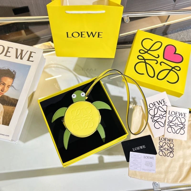 Loewe Ornaments
