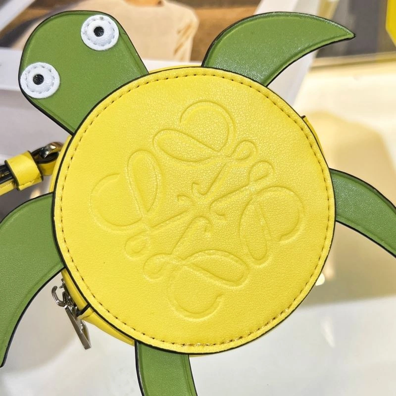 High accuracy Loewe Ornaments