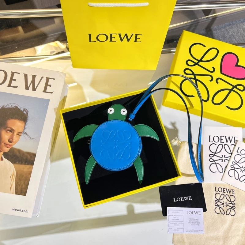Loewe Ornaments