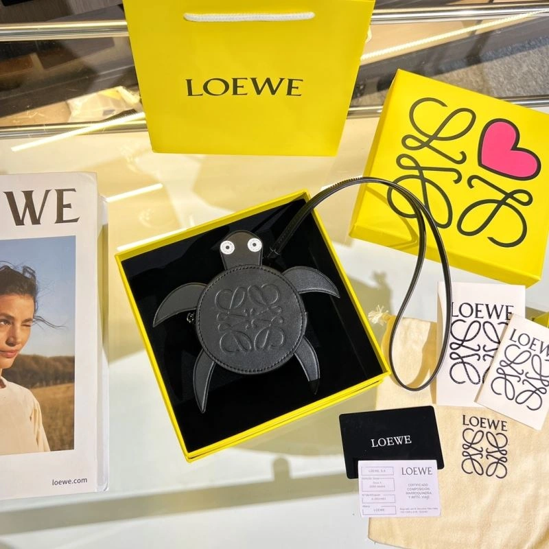 Loewe Ornaments