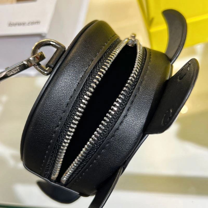 High accuracy Loewe Ornaments