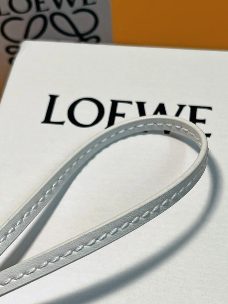 Economical Loewe Ornaments