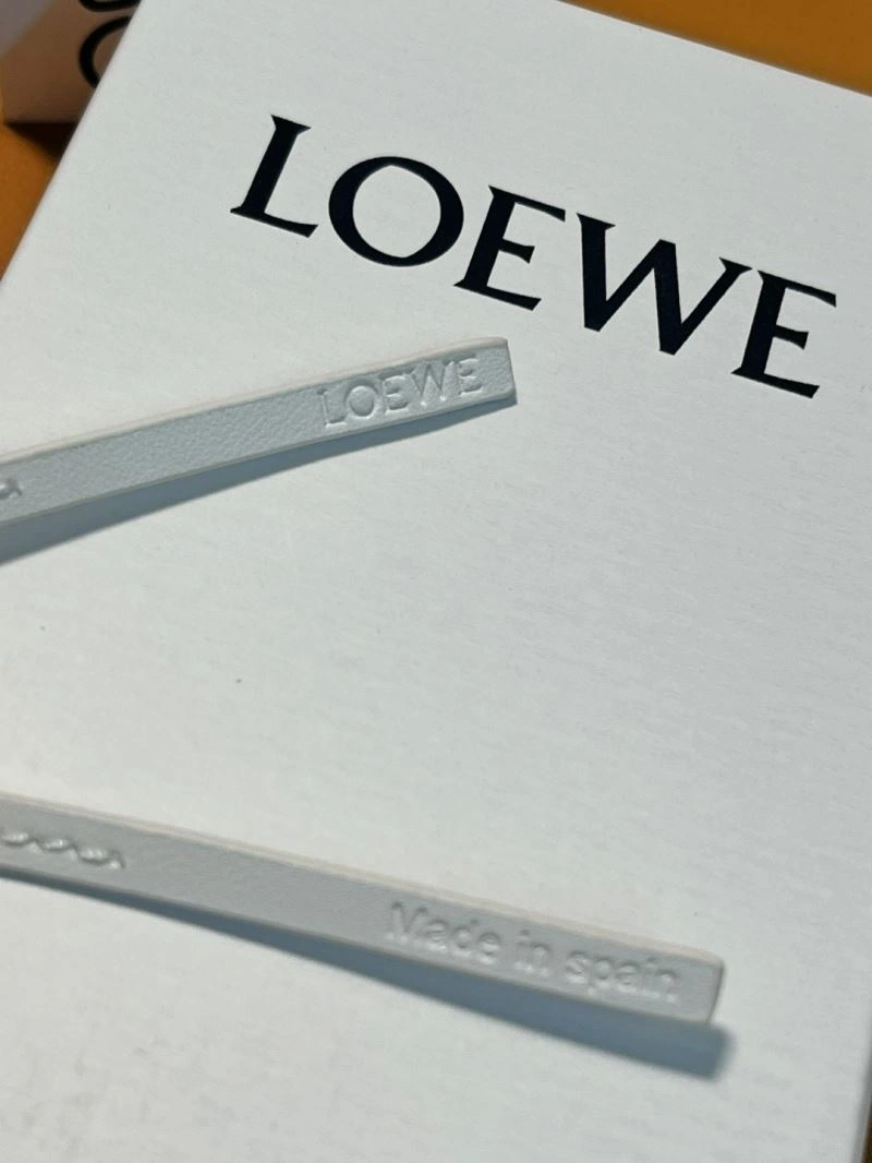 Economical Loewe Ornaments