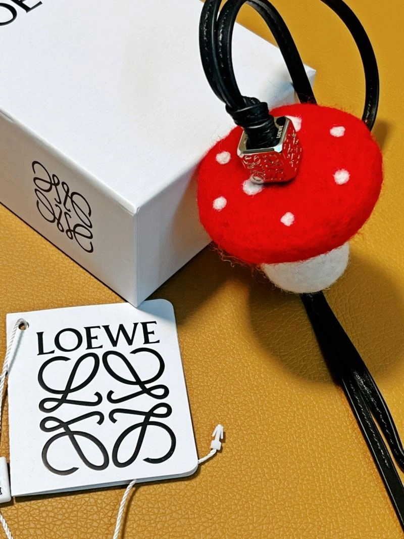 Budget-friendly Loewe Ornaments