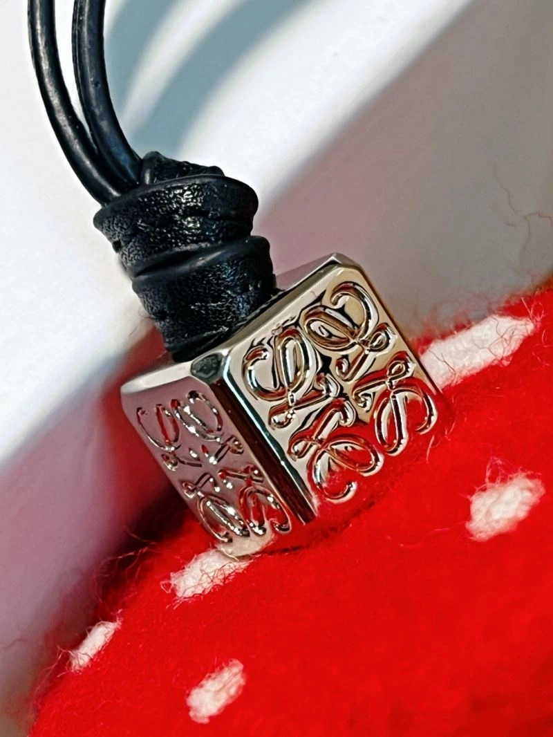 Budget-friendly Loewe Ornaments