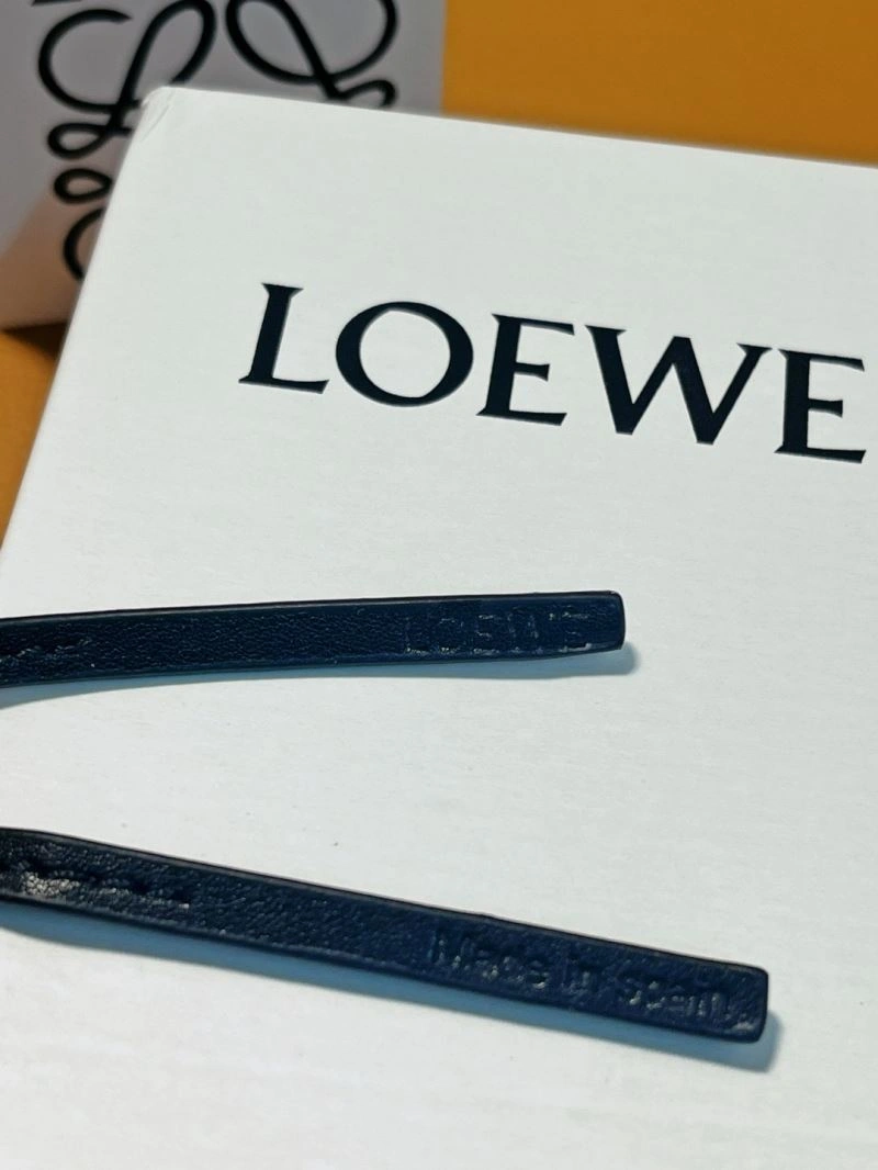 Budget-friendly Loewe Ornaments