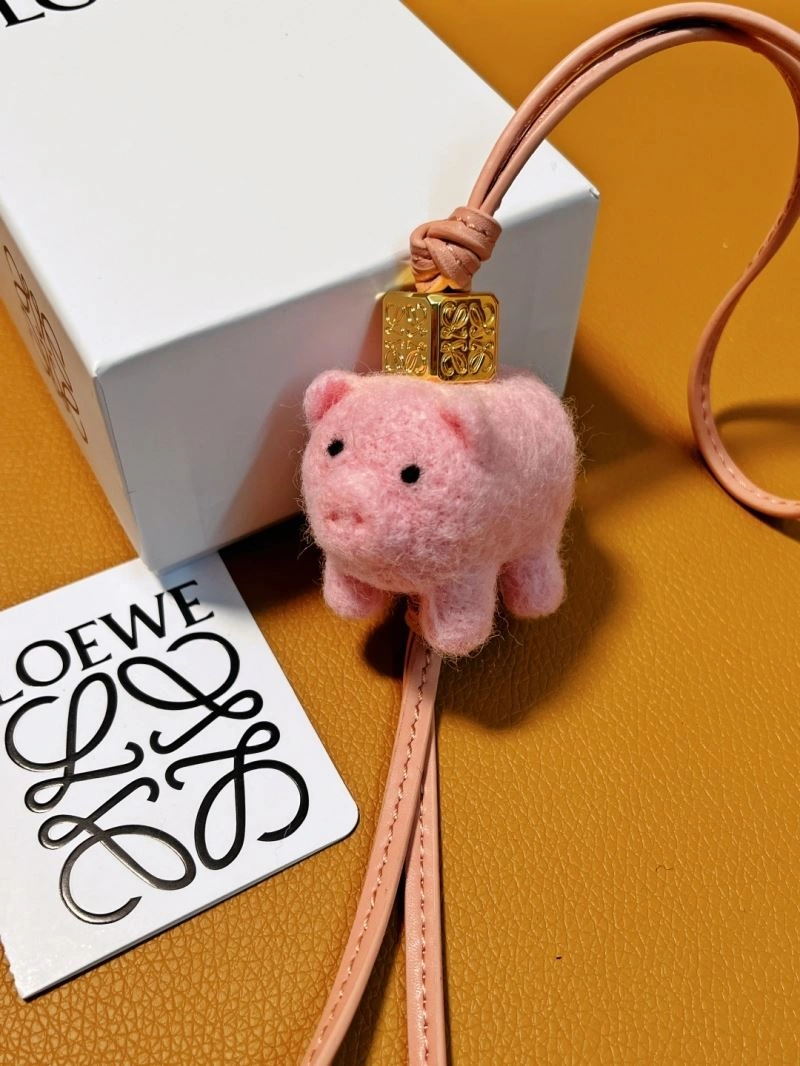 Budget-friendly Loewe Ornaments