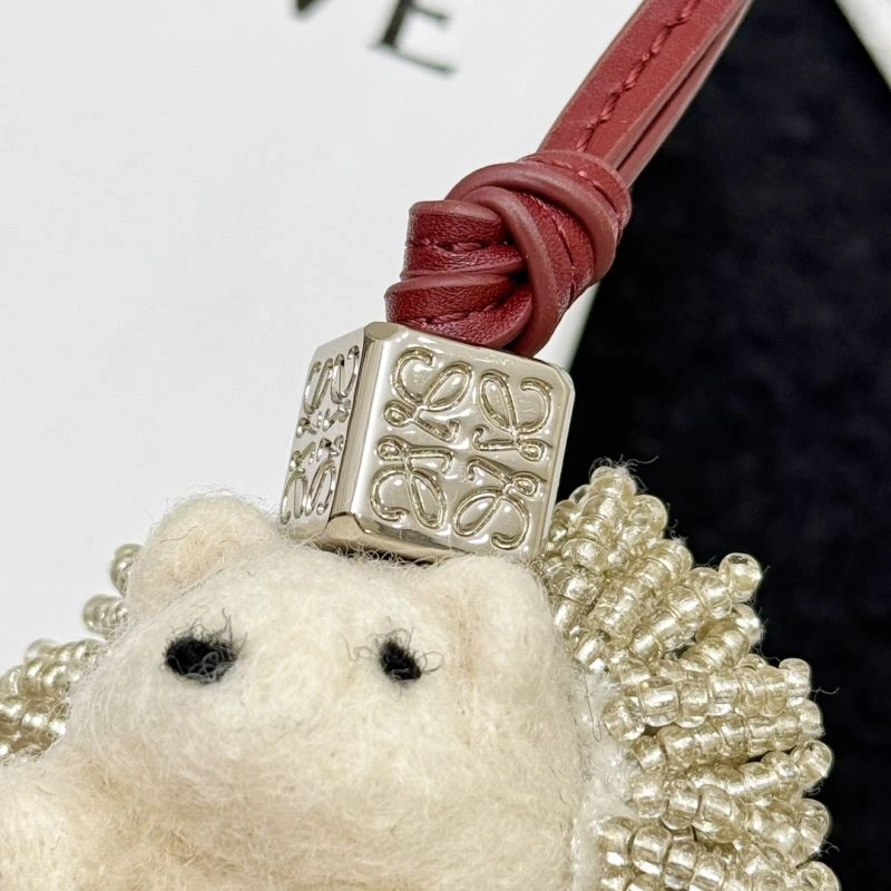 High accuracy Loewe Ornaments