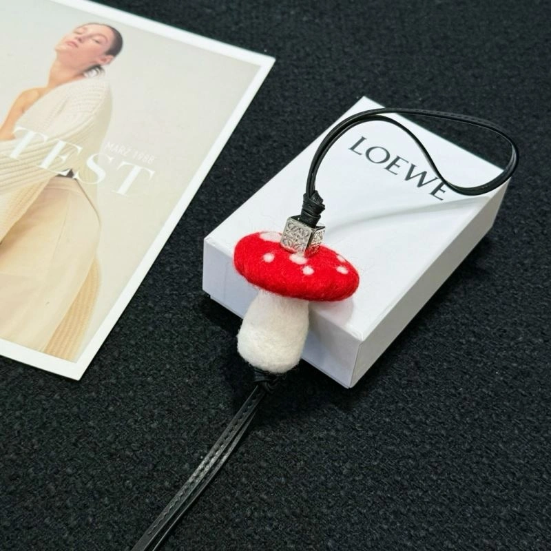 Loewe Ornaments