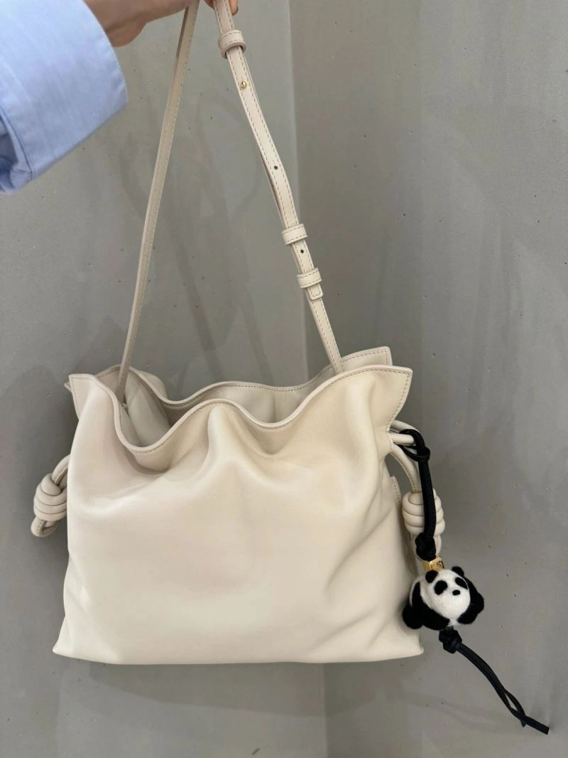 Value-priced Loewe Ornaments