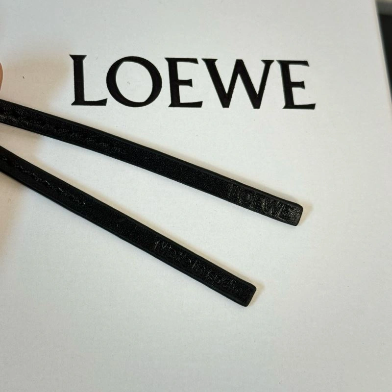 Value-priced Loewe Ornaments