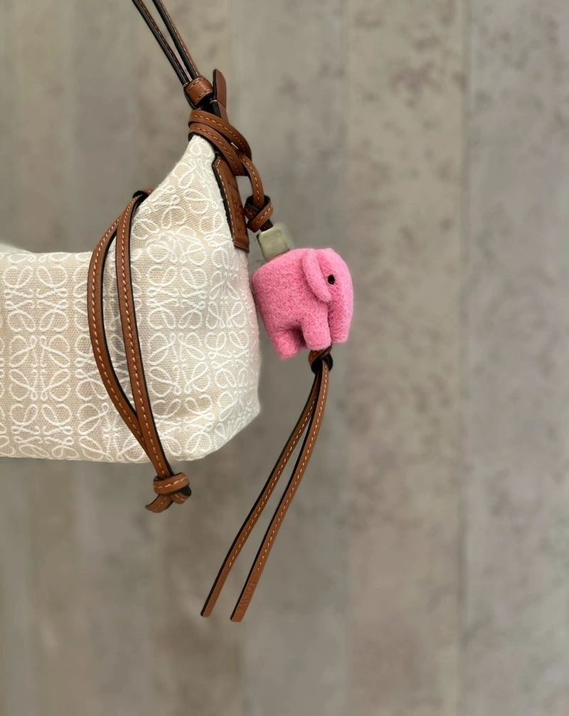 Factory-made Loewe Ornaments