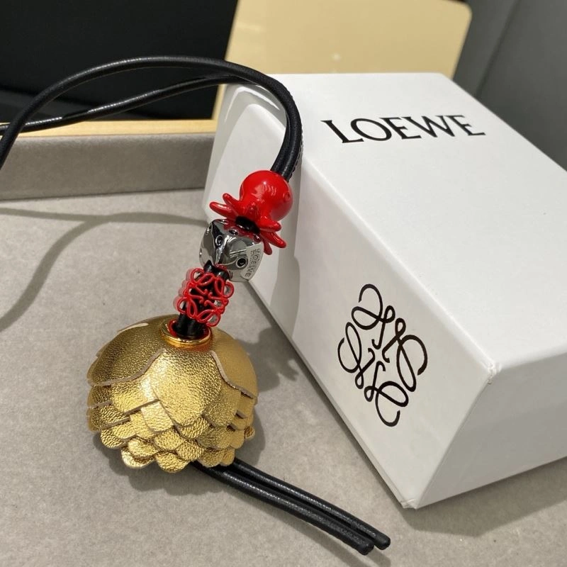 Loewe Ornaments