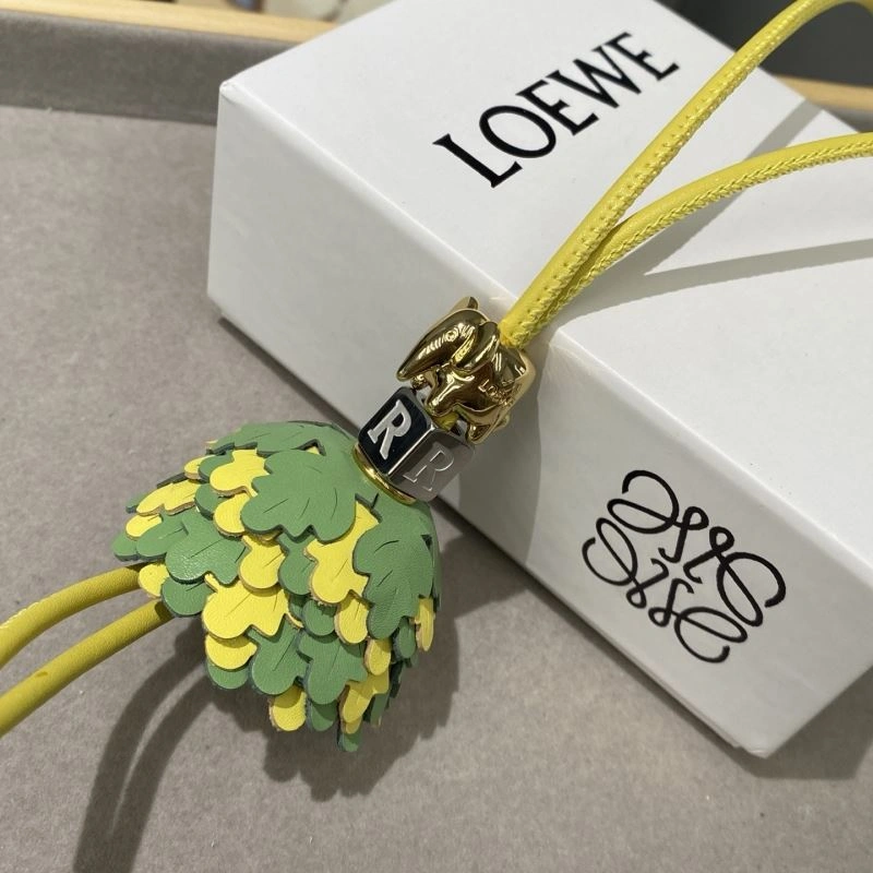 Real Loewe Ornaments