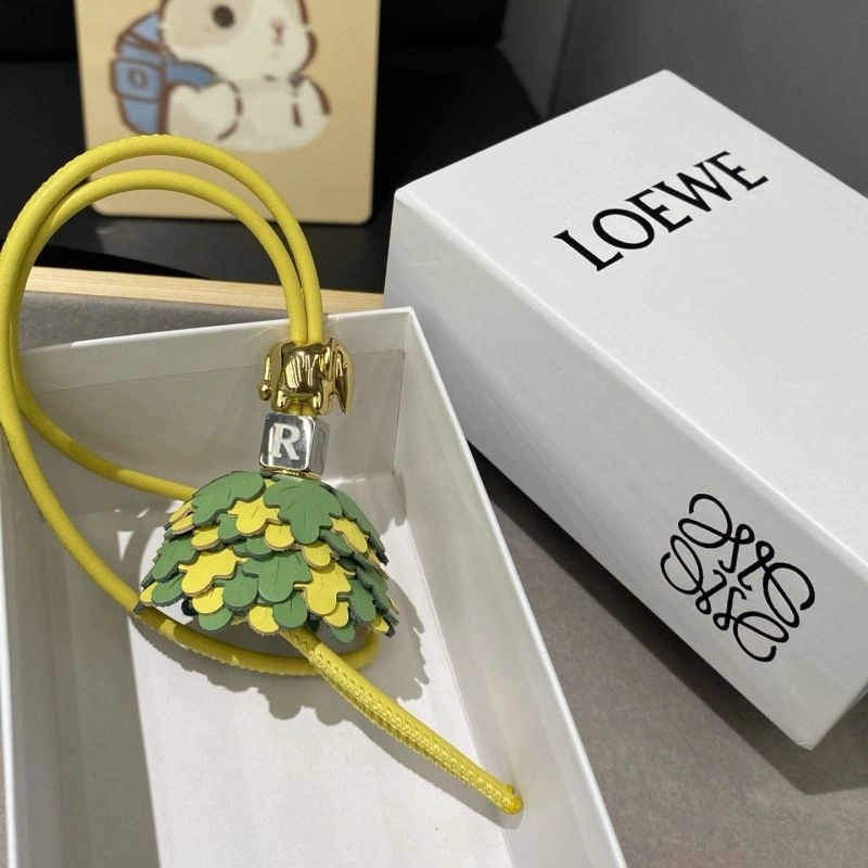 Real Loewe Ornaments
