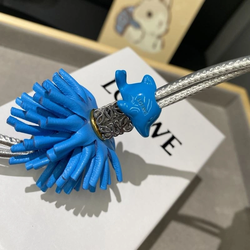 Exact replica Loewe Ornaments