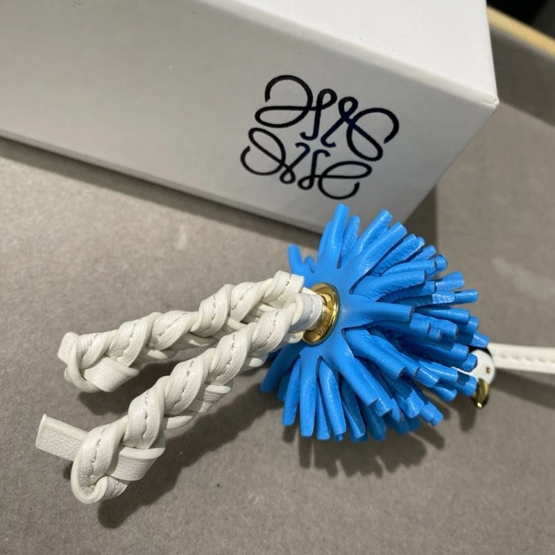 Exact replica Loewe Ornaments