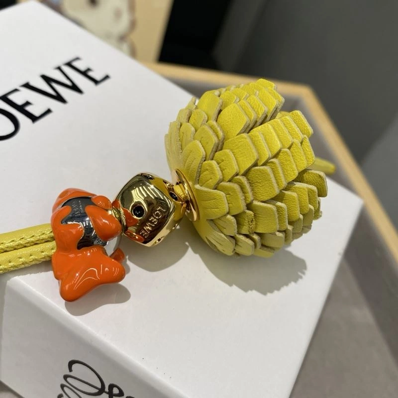 Value-priced Loewe Ornaments