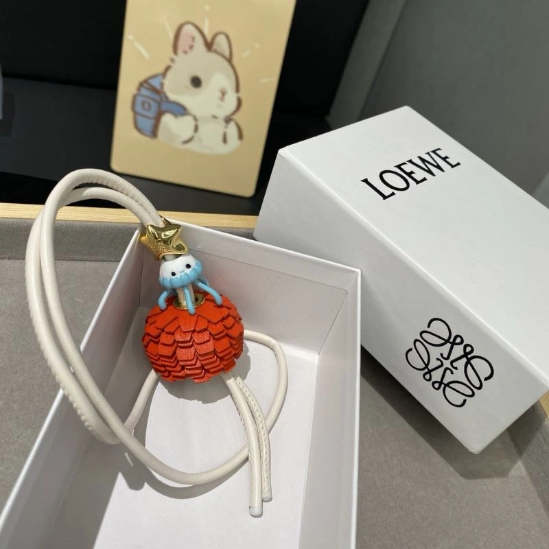 High accuracy Loewe Ornaments