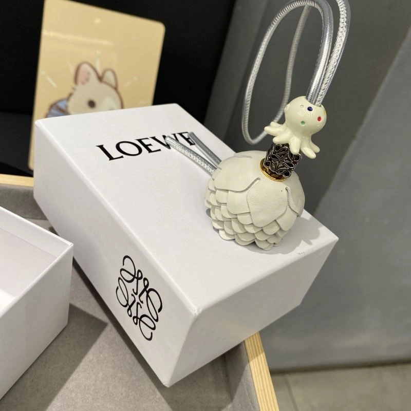Exact replica Loewe Ornaments