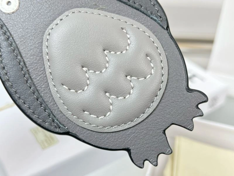 High accuracy Loewe Ornaments