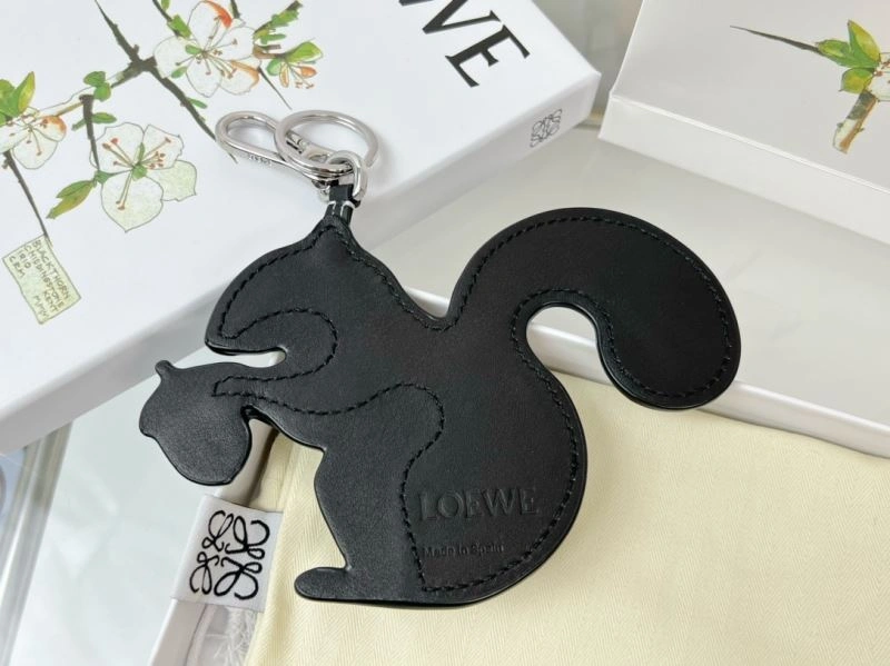 Accurate model Loewe Ornaments