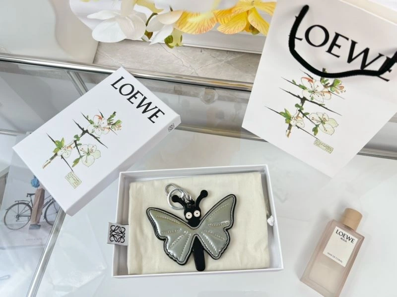 Exact replica Loewe Ornaments