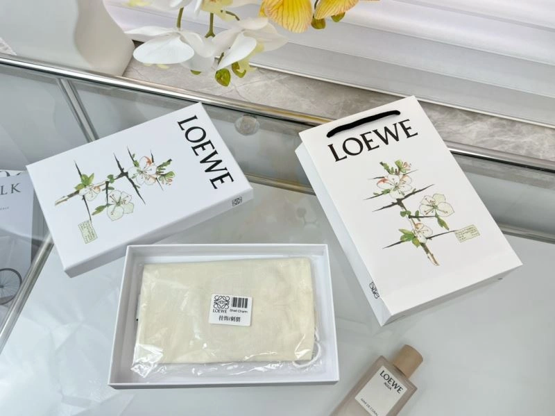 1:1 copy Loewe Ornaments