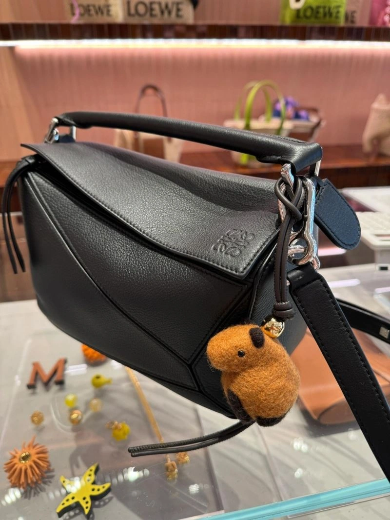 Economical Loewe Ornaments
